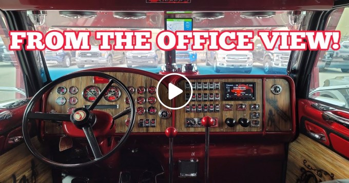 Straight Piped Peterbilt 389 Headed to Wisconsin POV View Straight Piped Peterbilt 389 Headed to Wisconsin POV View